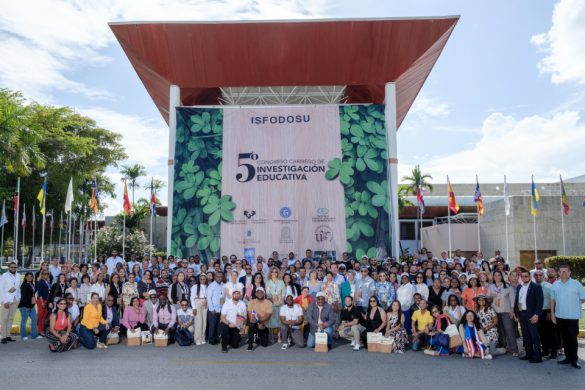 ISFODOSU certifica 1,504 nuevos maestros en el Programa Nacional de ...